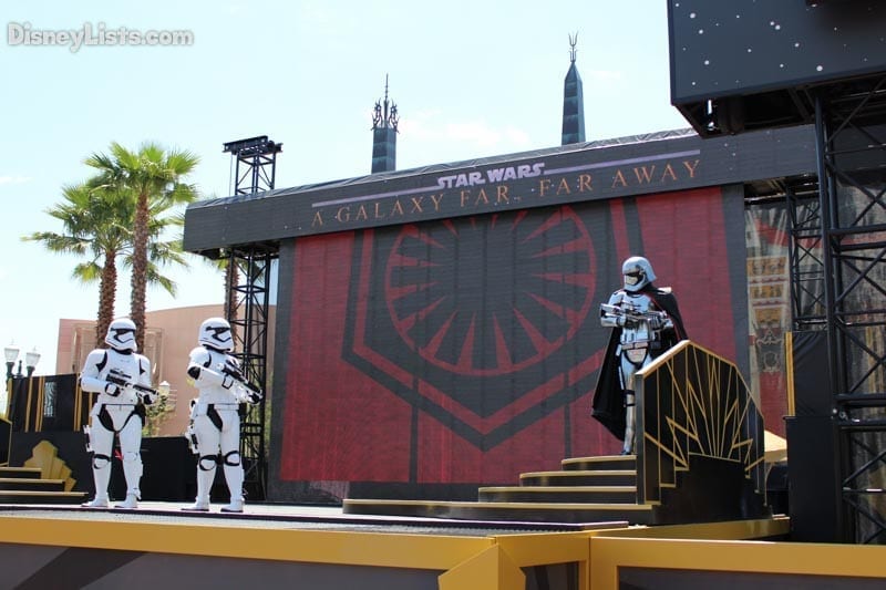 Star Wars Stage Show Kylo and Co-1 – DisneyLists.com